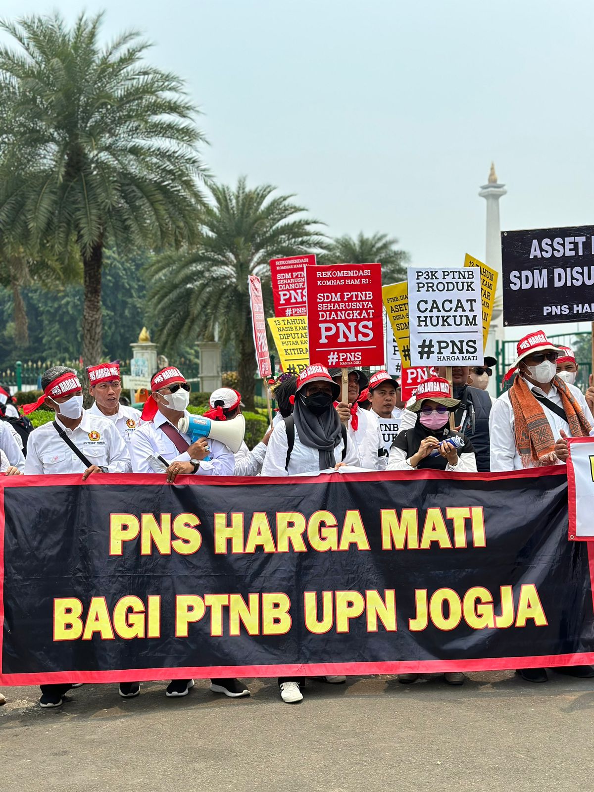 Ribuan Dosen PPPK Demo Istana Negara Tuntut Jadi PNS – Pasundan Ekspres