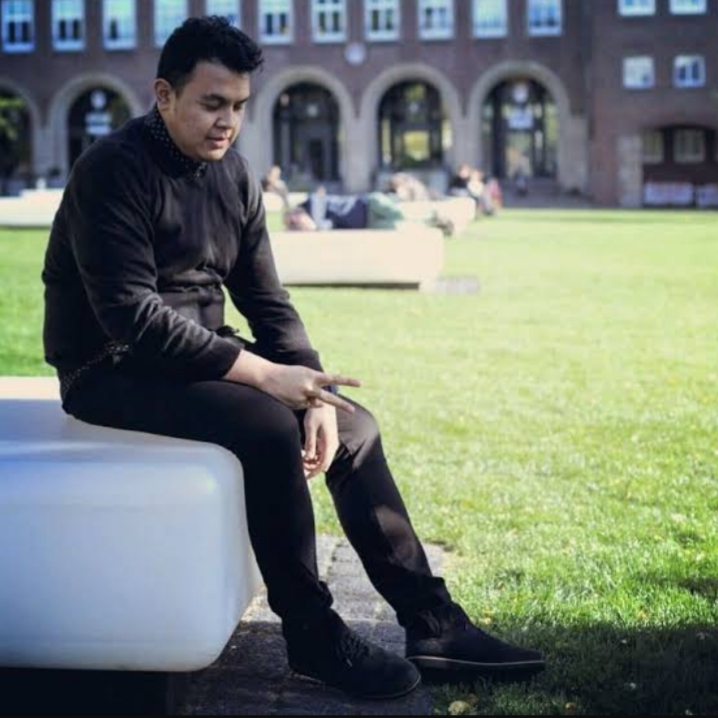 Lirik Lagu Tulus Paling Favorit di Kalangan Anak Muda – Pasundan Ekspres