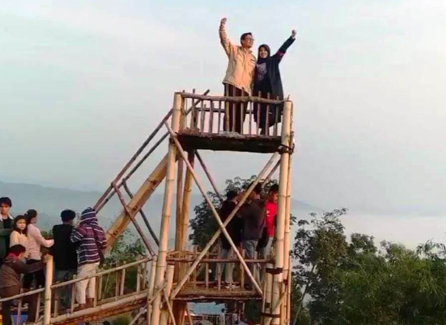 Mengenal Bukit Pamoyanan Subang yang Ramai Dikunjungi Sejak 2018 ...