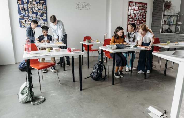 Sulitnya Menghindari Budaya Patriarki, Tangga Sistem Sosial yang Tidak ...