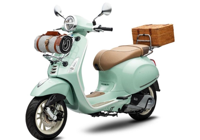 Deretan Vespa Paling Irit dan Bertenaga: Update Harga Terbaru dan ...