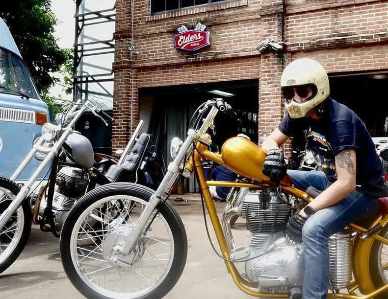 Motor Costem Chopper dengan Sentuhan Honda Tiger dan Kawasaki Binter ...