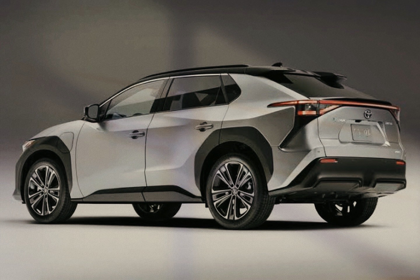 3 Rekomendasi Mobil Listrik Terbaik Yang Bikin Keluarga Nyaman ...