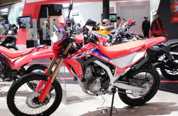Kepoin Spesifikasi Motor Trail Honda Terbaru, Honda CRF250L yang Sudah Mengaspal di Jalanan ...