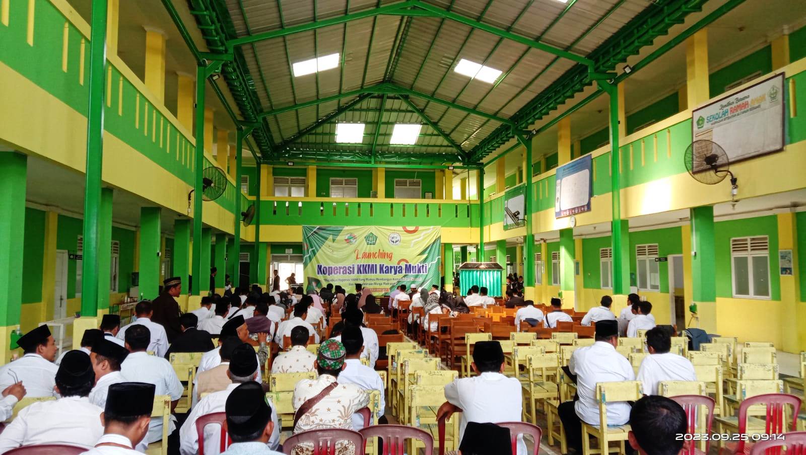 Koperasi Karya Mukti Rekrut 1.600 Guru, KKMI Launching di Madrasah Al-I ...
