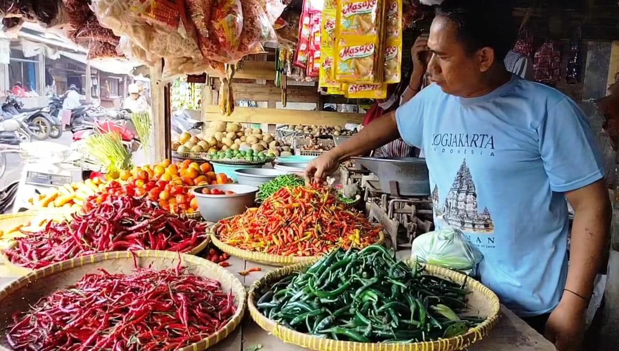 Harga Sayuran di Pasar Inpres Pamanukan Subang Melonjak – Pasundan Ekspres