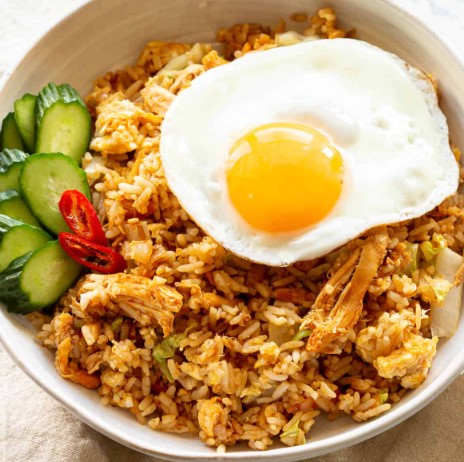 The Best Nasi Goreng Recipe in Town: I’m in Foodie Heaven! – Pasundan ...