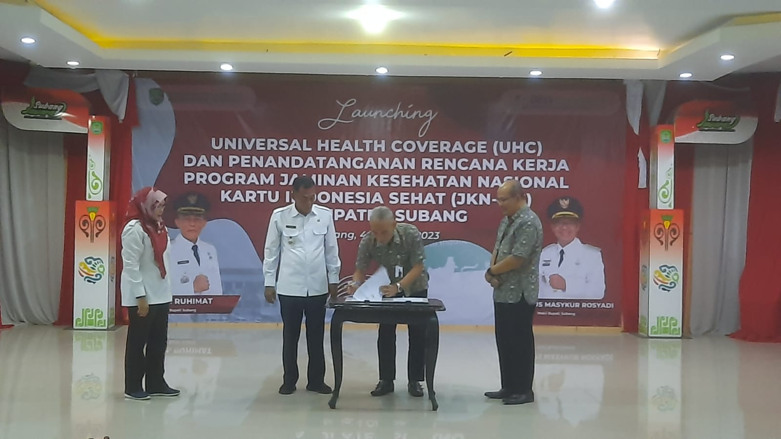 Launching Universal Health Coverage (UHC) dan Penandatanganan JKN-KIS ...