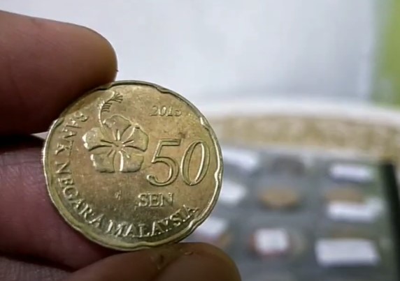 Mengincar Uang Koin Malaysia 50 Sen dengan 2 Versi Berbeda yang Punya ...