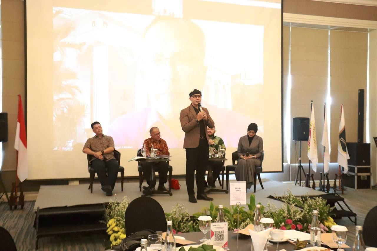 Wakil Ketua III DPRD Kota Bandung, Edwin Senjaya: Generasi Muda Yang ...