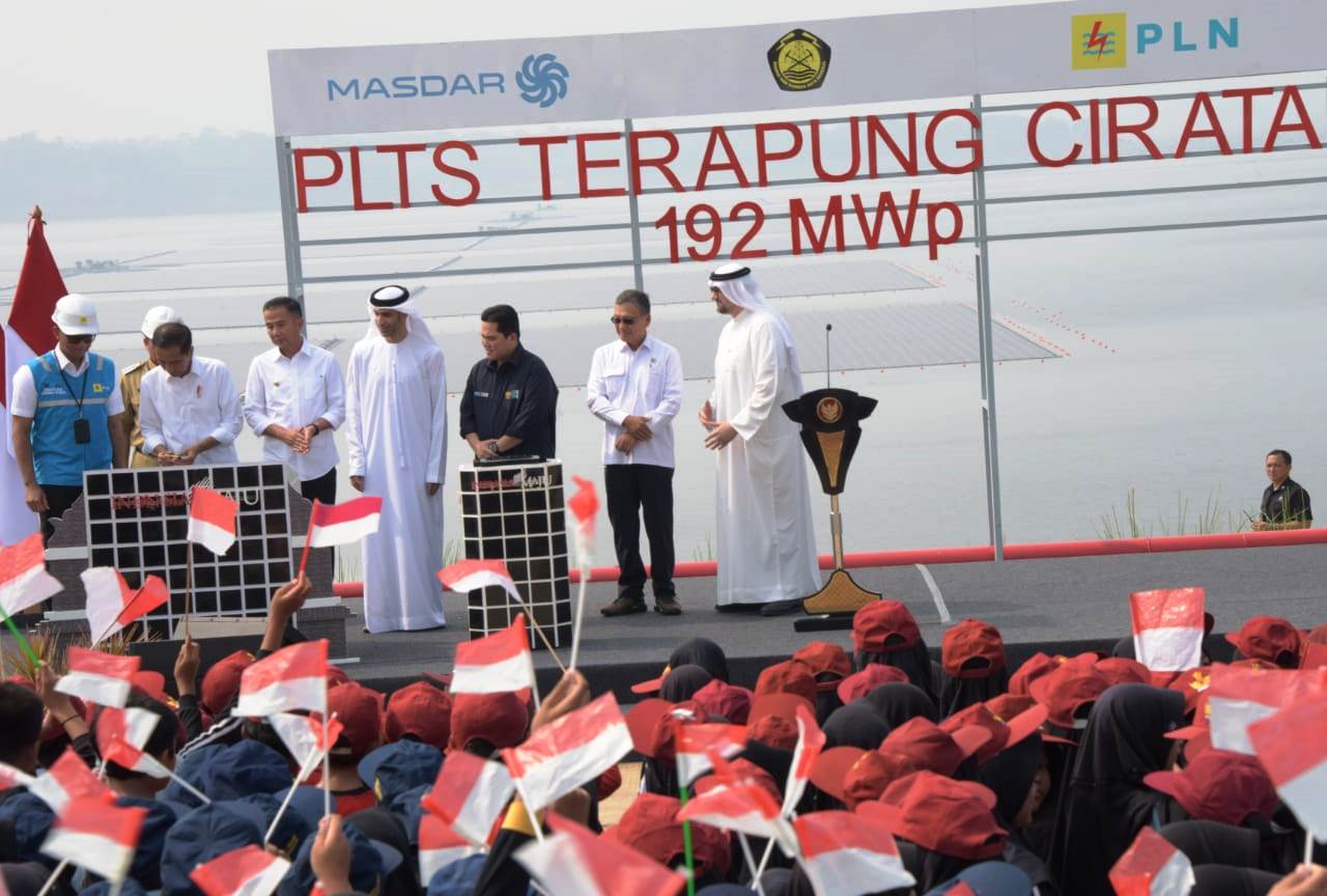PLTS Terapung Cirata Terbesar di Asia Tenggara Diresmikan oleh Presiden Jokowi – Pasundan Ekspres