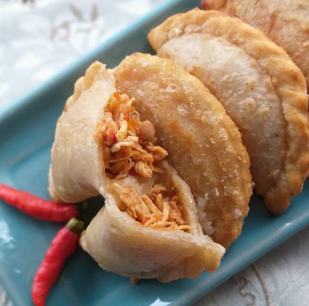 Resep Cireng Pastel isi Ayam Pedas, Sensasi Hotnya Bikin Geregetan ...