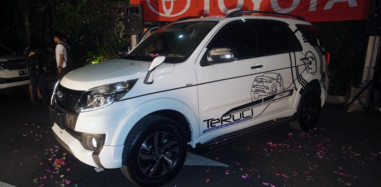 Biar Tidak Bosan Cobain Tips Keren dan Simple Modifikasi Toyota Rush ...