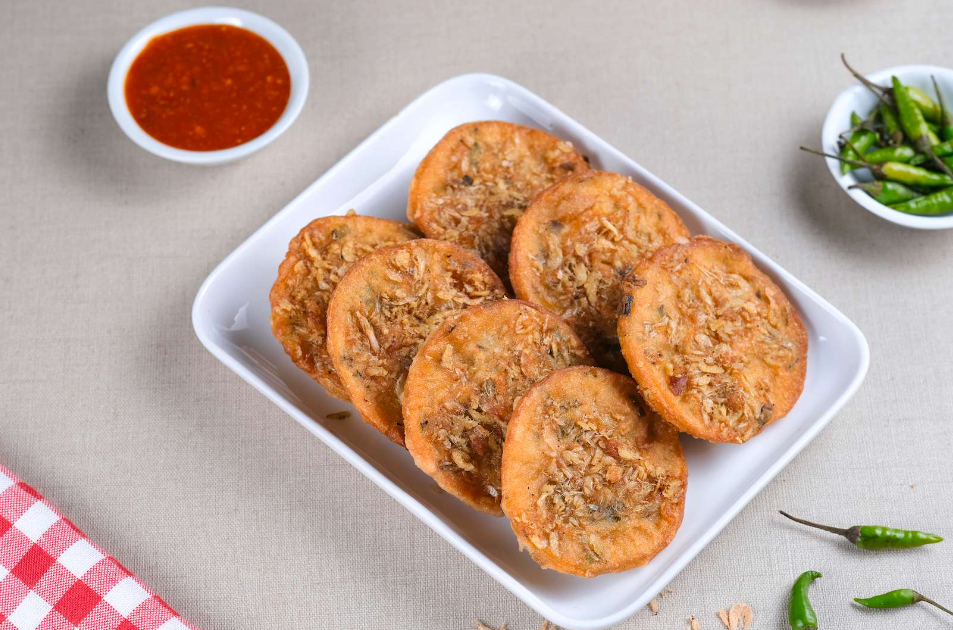 Ini Dia Bakwan Goreng Bulat Dalemannya Empuk Nagih PISAN! – Pasundan ...