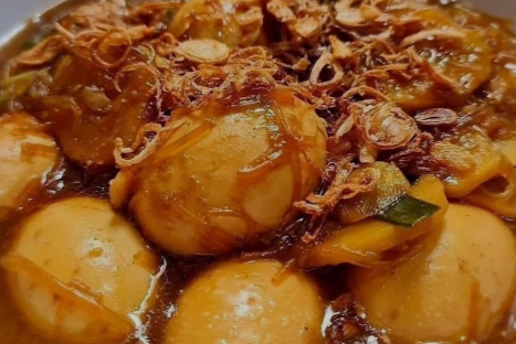 Resep Semur Telur Kelezatan Sajian Makan Malam yang Menggugah Selera – Pasundan Ekspres
