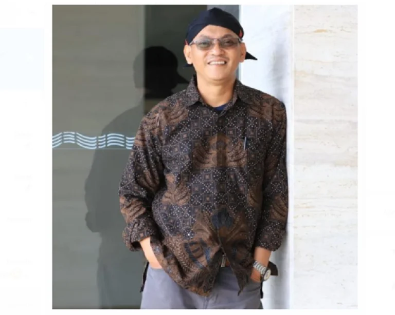 Pojokan 183, Jaro Pulung – Pasundan Ekspres