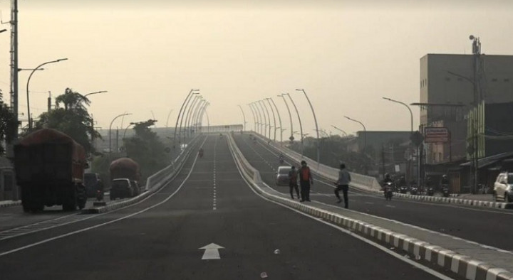 Flyover Cisauk, Kabupaten Tangerang Mulai Beroperasi – Pasundan Ekspres