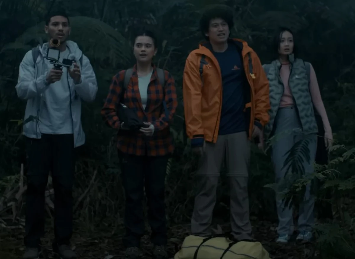 Film Pasar Setan (2024) Sudah Mulai Menggentayangi di Bioskop, Cek Dulu ...