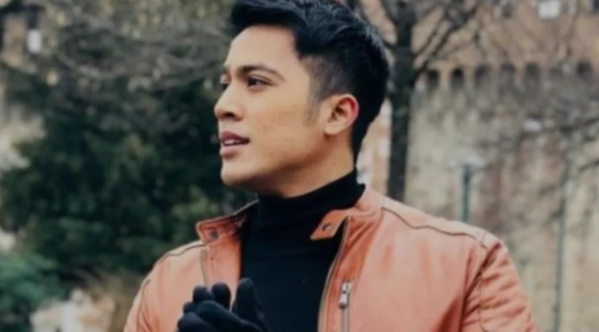 Profil Aliff Aziz Aktor dan Musisi asal Malaysia yang Digerebek ...