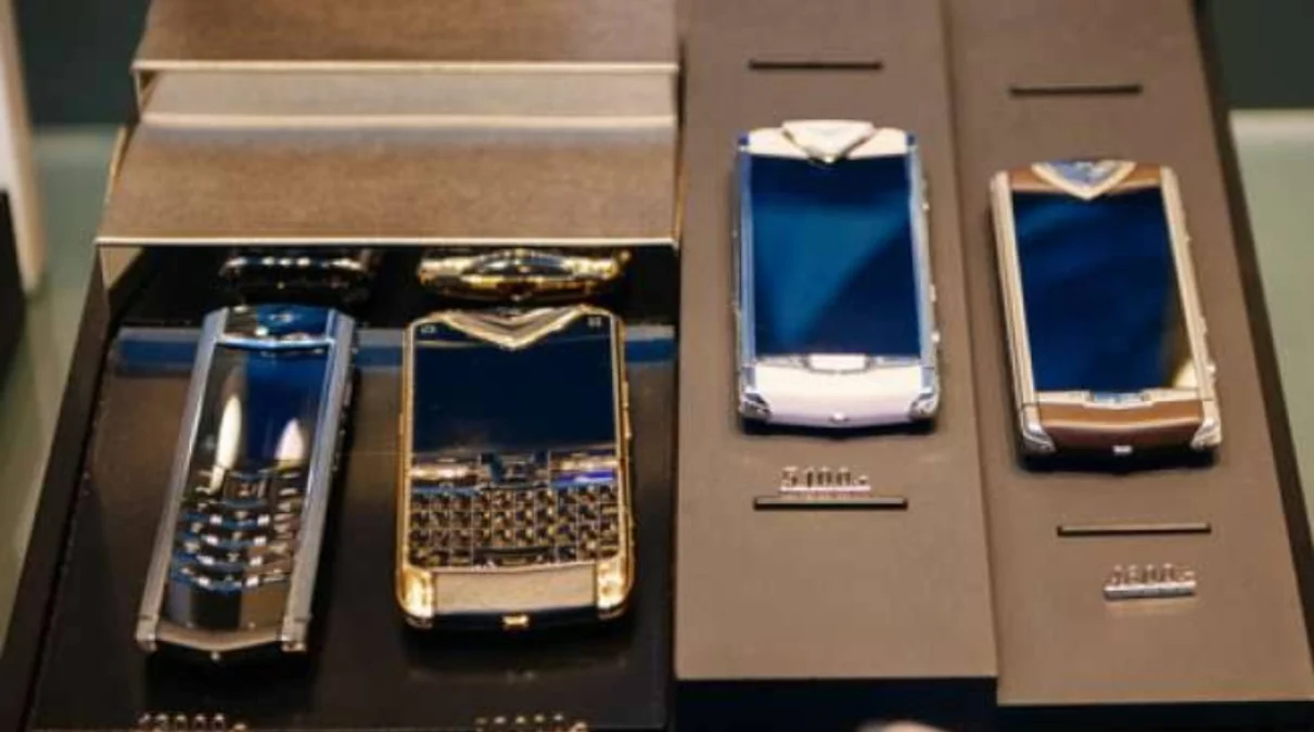 Harga HP Vertu Termahal 2024! Gila, Lebih Mahal dari Mobil! – Pasundan ...