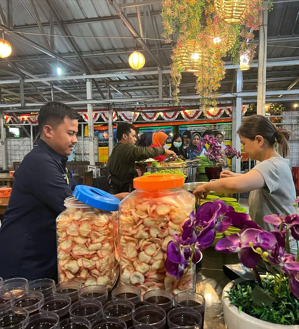 Rumah Makan Bale Endah, Sajikan Kuliner Sunda dengan Pemandangan Indah ...