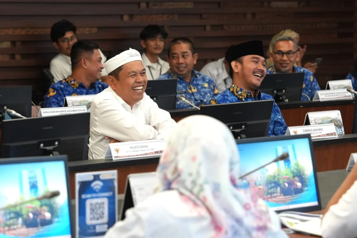 Pesan Gubernur Dedi Mulyadi kepada Camat dan Lurah untuk Mitigasi Banjir di Jabar – Pasundan Ekspres